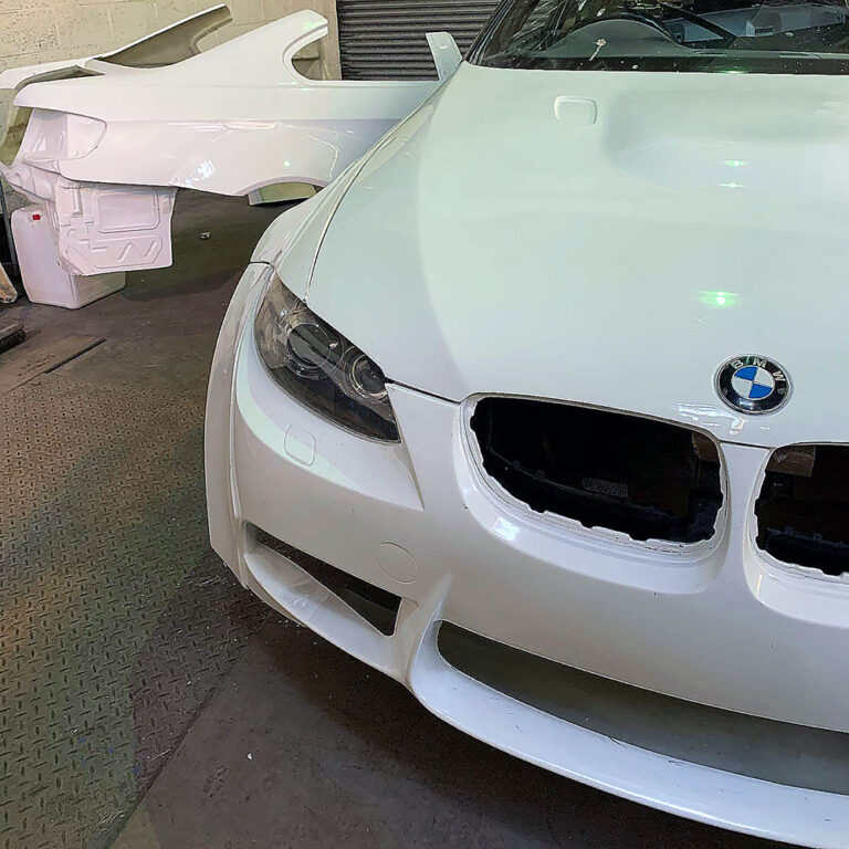 BMW E92 PRE-LCI FIBREGLASS M3 STYLE BONNET/HOOD - TH Components